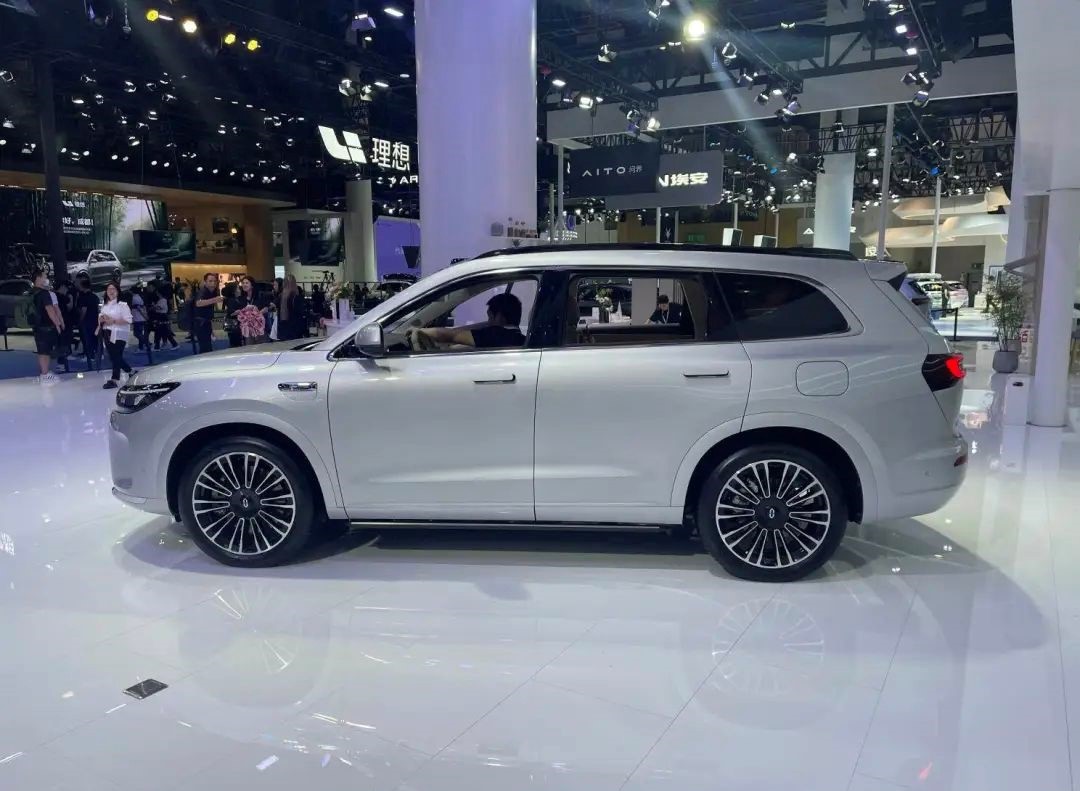 New AITO M7 – New Car Launched at 2023 Chengdu Motor Show - China Cars ...